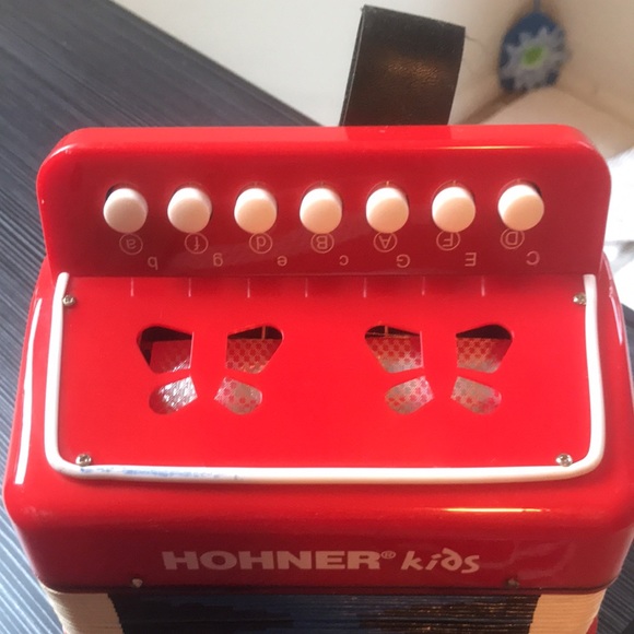 Hohner | Toys | Hohner Kids Accordion Hs7572 Works 7x7x4 Musical ...